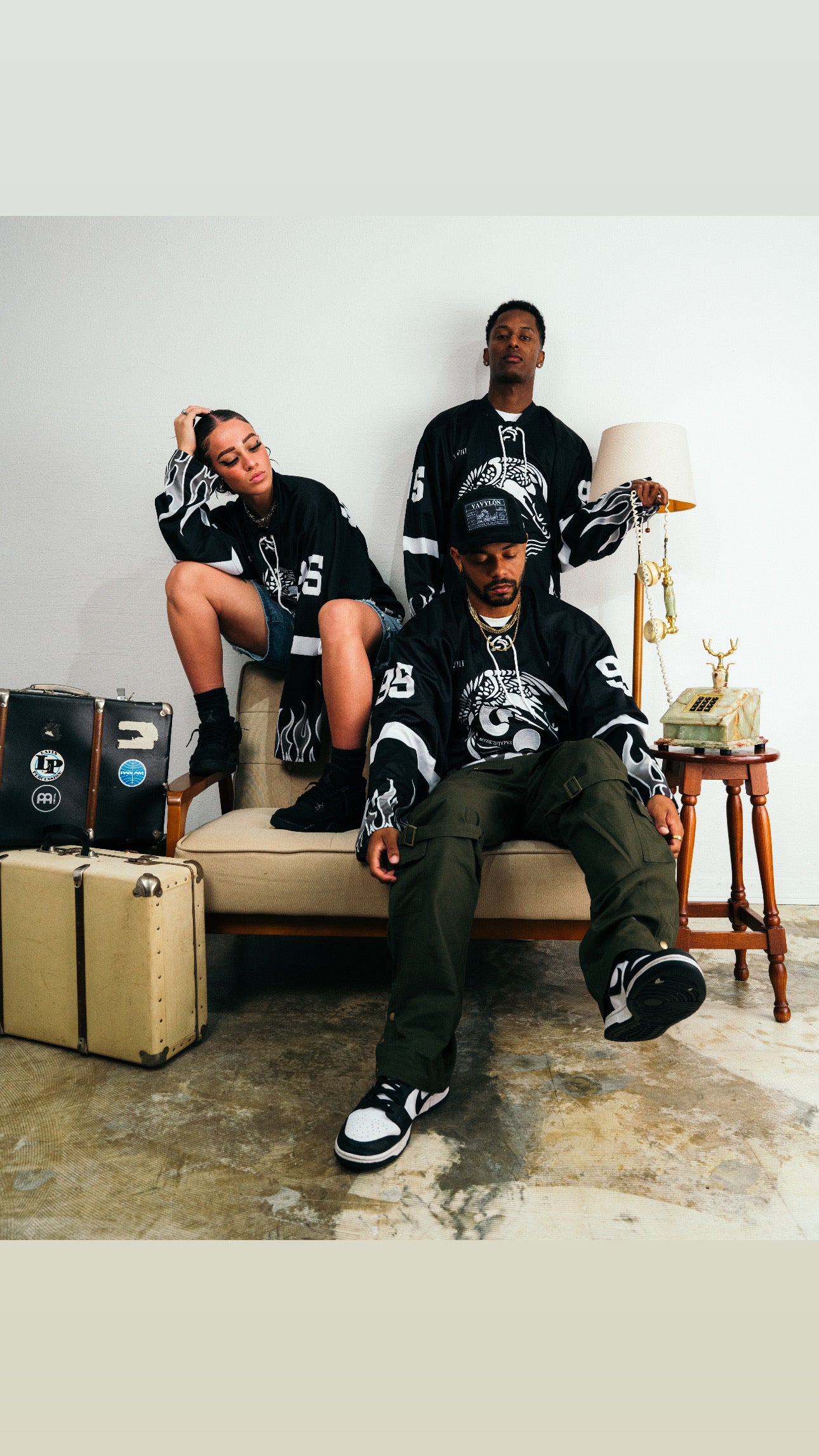 VAVYLóN – VΔVYLόN